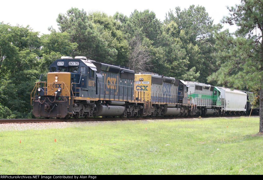 SD40-2 trio waits for green